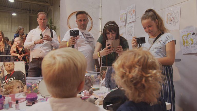 Mijn dochter (3) is vlogger (kijktip!) - Twijfelmoeder